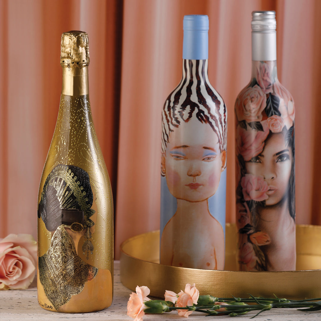 Pack: The Artist's Collection: Vino La Piu Belle Champagne 2009 + Vino – VIK Chile